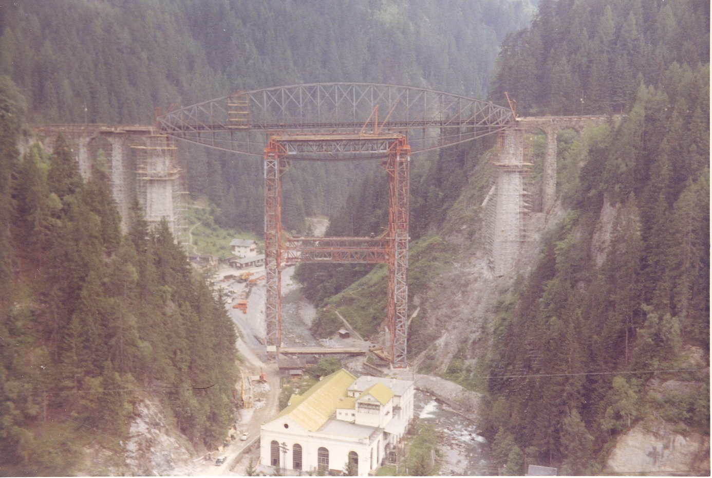 Der Bau der Arlbergbahn – Die Trisanna Brücke – Innsbruck erinnert sich